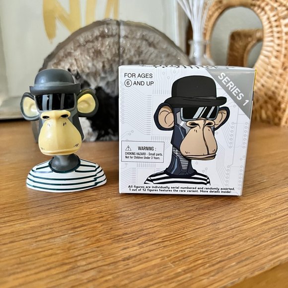 NFTy FIG Bored Ape Yacht Club | Accessories | Nfty Figs 3 Inch Bored ...